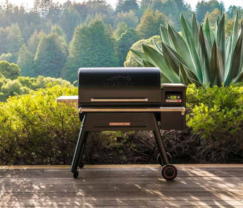 Pit Boss vs. Traeger – Examining & Picking the Right Brand