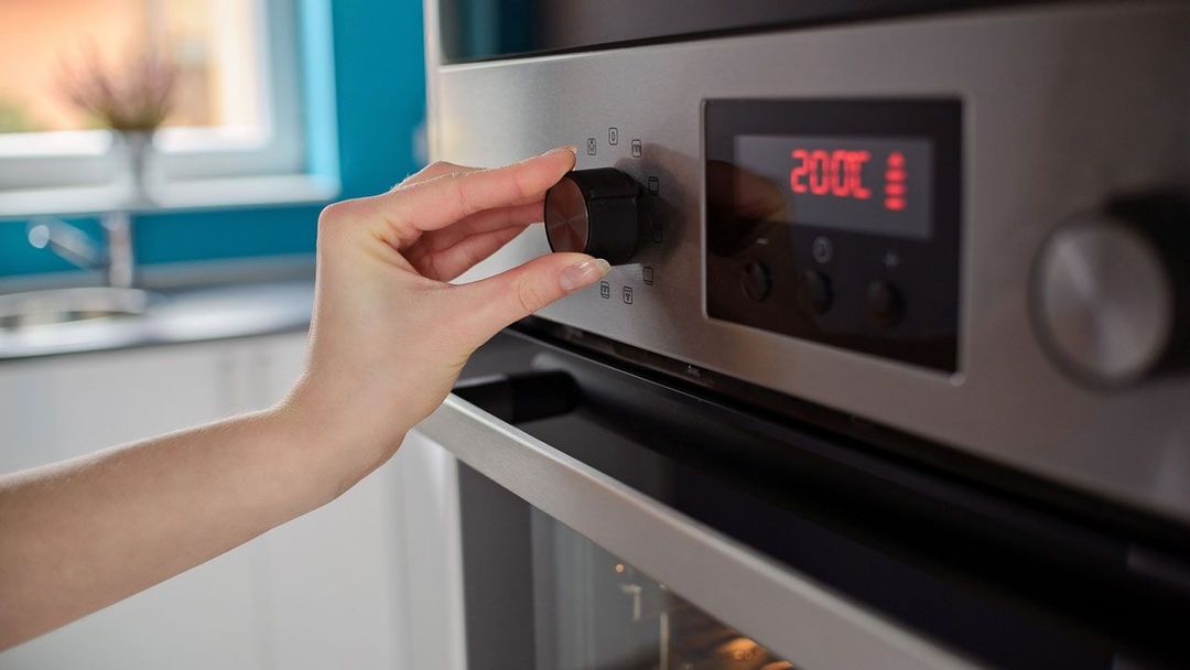 How Long to Preheat the Oven for Perfect Bakes, Every Time