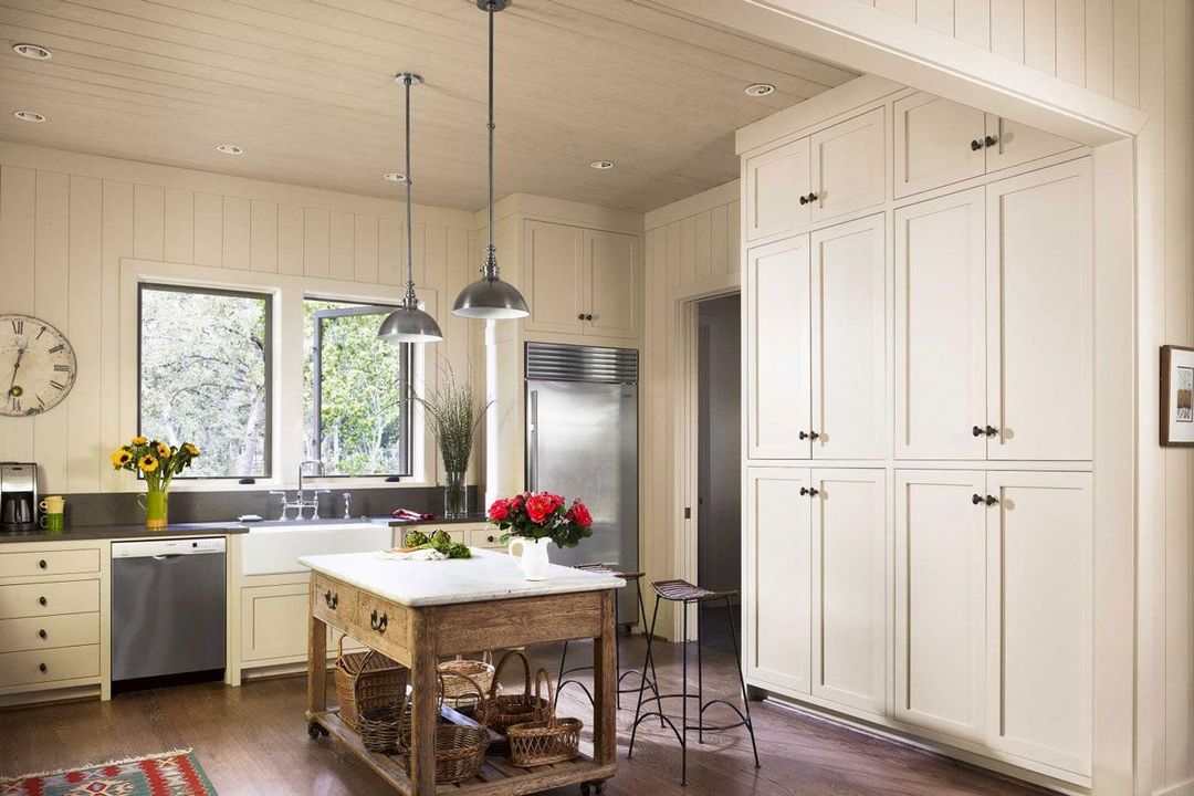 26 Awesome Kitchen Island Ideas to Spice Things Up