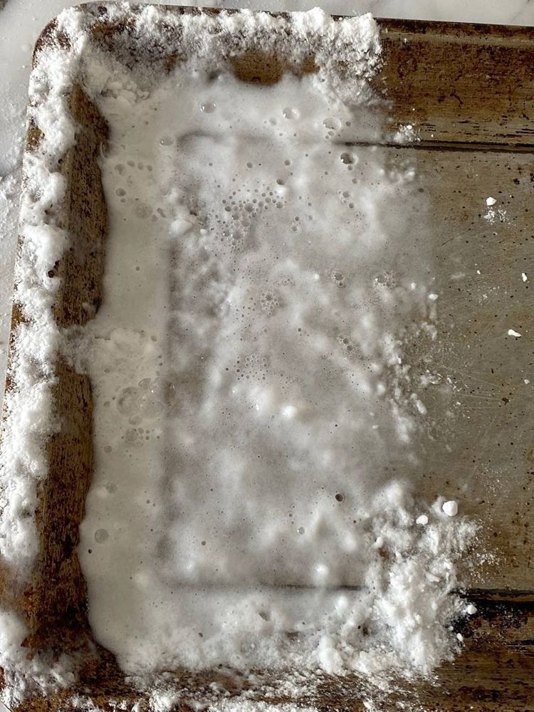 How to Clean With Baking Soda and Vinegar for Cleaning, According to a ...