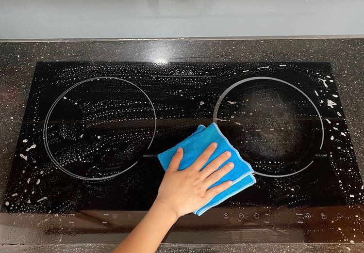 How to Clean an Electric Stove Top - Don’t Let Germs Lurk in Your Kitchen